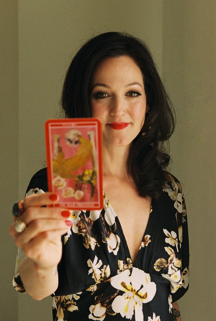 Tarot and Oracle Card Reader, Intuitive Channel,